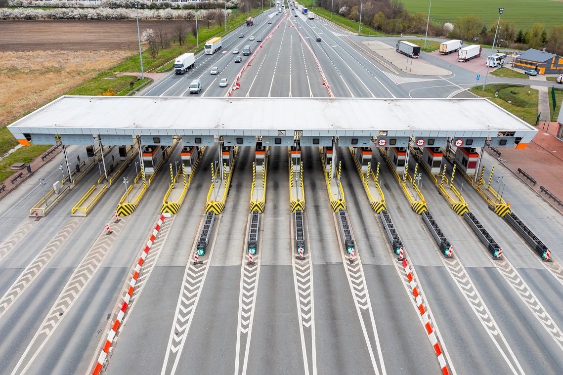 Comment économiser sur les péages : Astuces pratiques